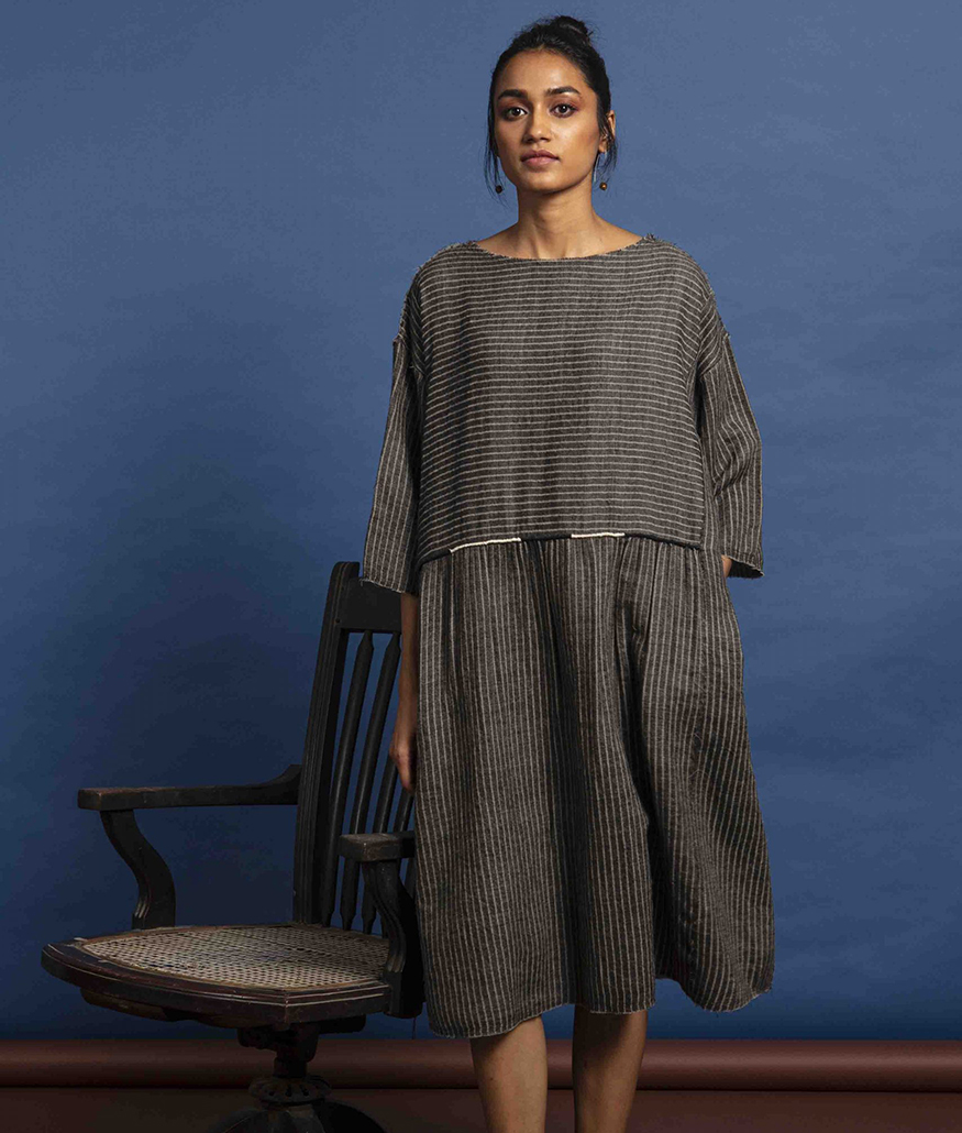 Dress – The DVE